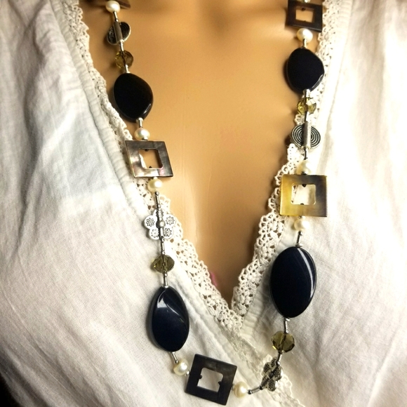 Premier Designs | Jewelry | Premier Designs Mixed Media Pearl Mother Of ...